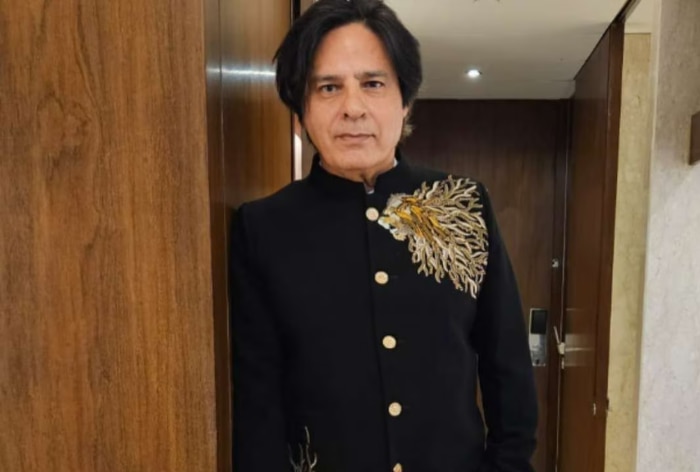 Remember Rahul Roy, the 90s star? Fans once adored his iconic hairstyle ...