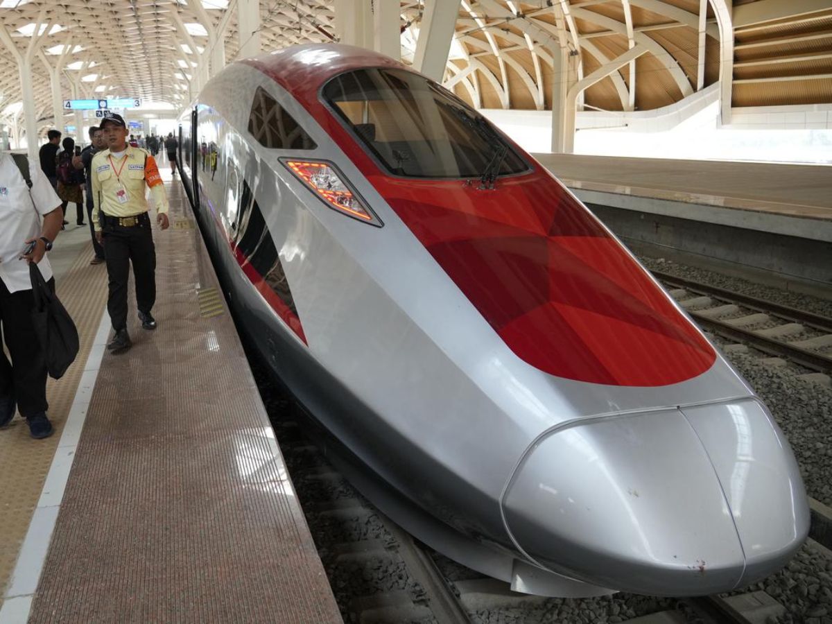 Fastest Train in the World: ये है दुनिया की सबसे तेज स्पीड से चलने वाली ...