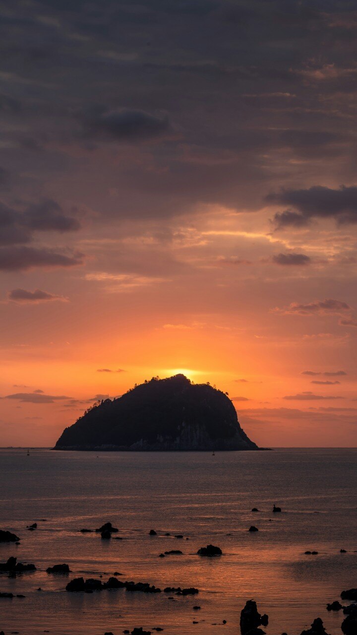 8 Most Remote Islands In The World That Will Amaze You