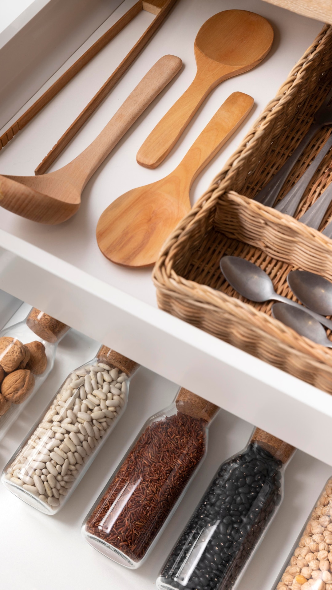 Organize your Kitchen with Must Have Accessories at Unmissable Prices ...