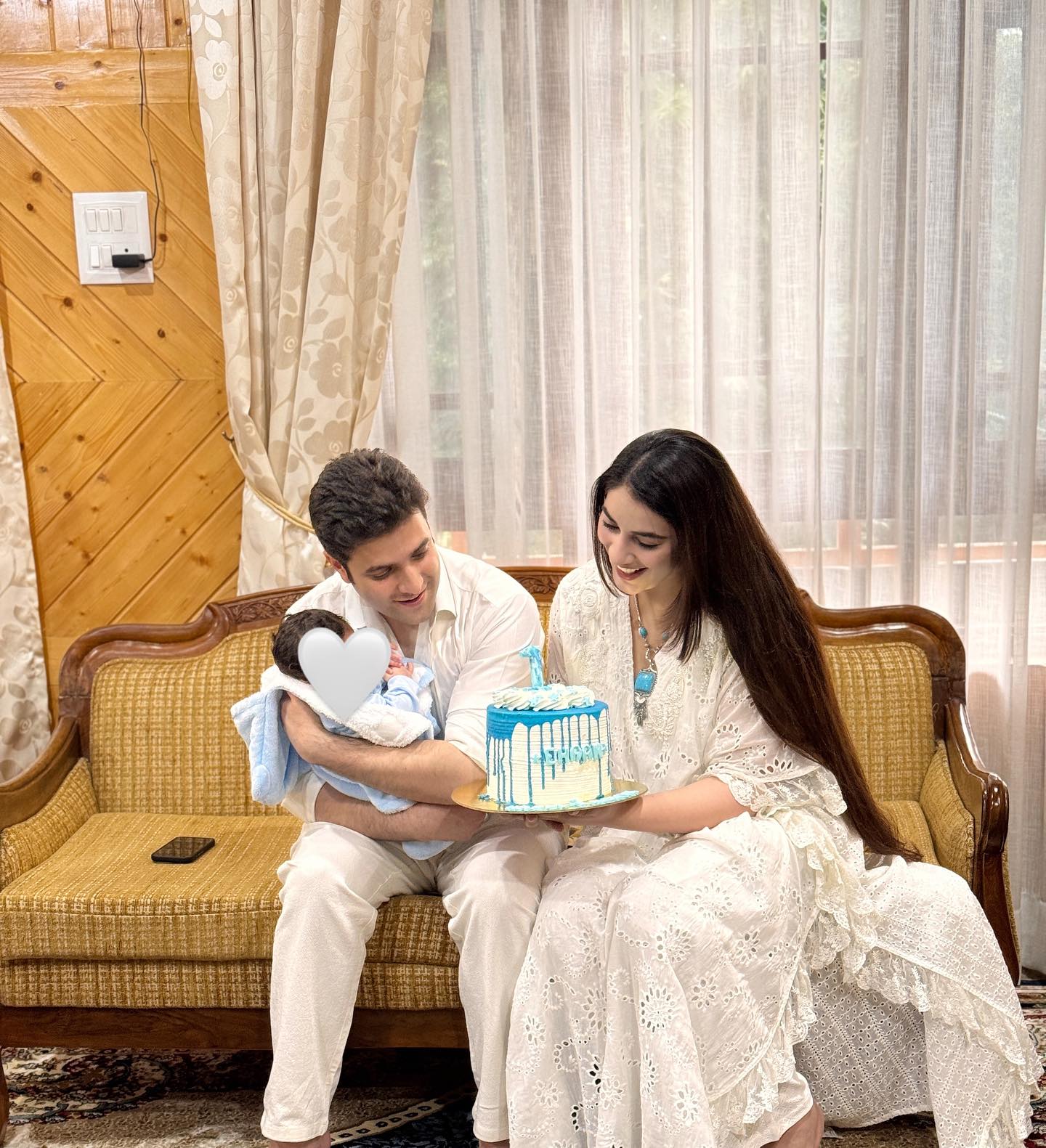 Know more about IAS officer Athar Aamir Khan and his wife Dr Mehreen ...