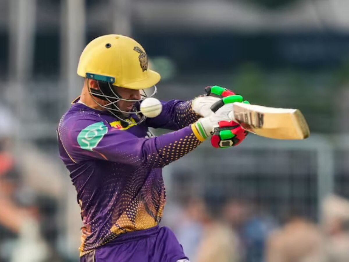 किस बॉल से खेले जाते हैं IPL लीग के मैच, जानिए 1 गेंद की कीमत कितनी ...