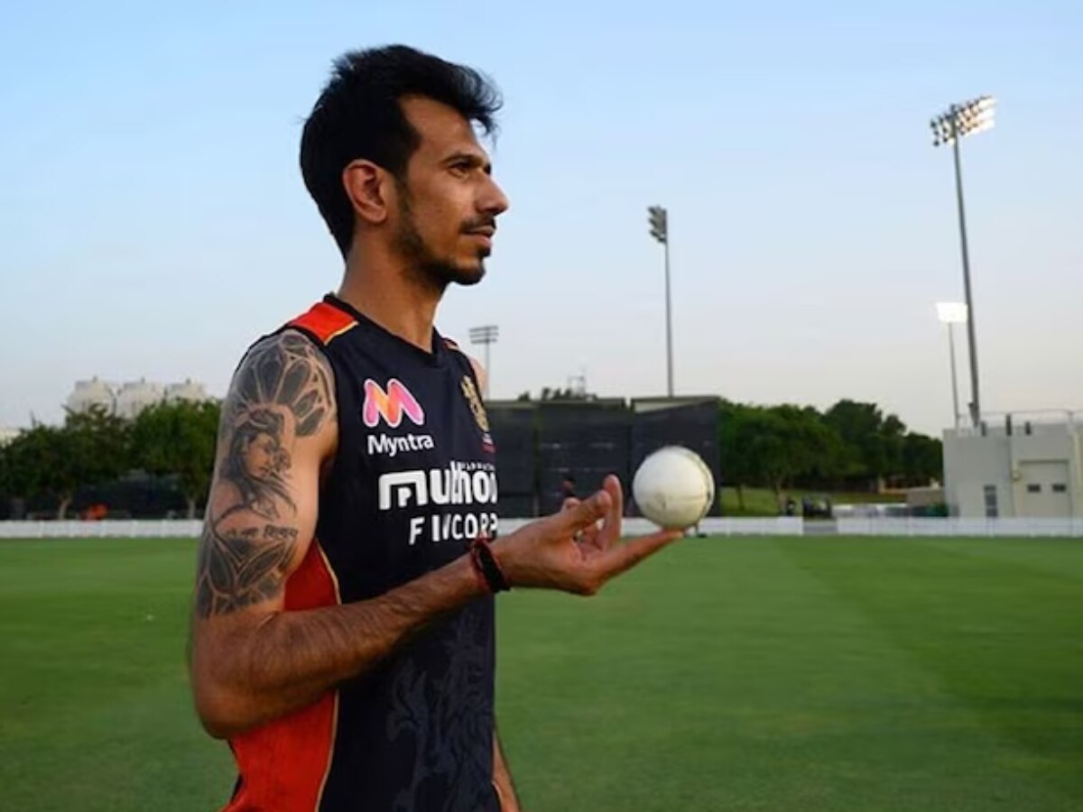 किस बॉल से खेले जाते हैं IPL लीग के मैच, जानिए 1 गेंद की कीमत कितनी ...