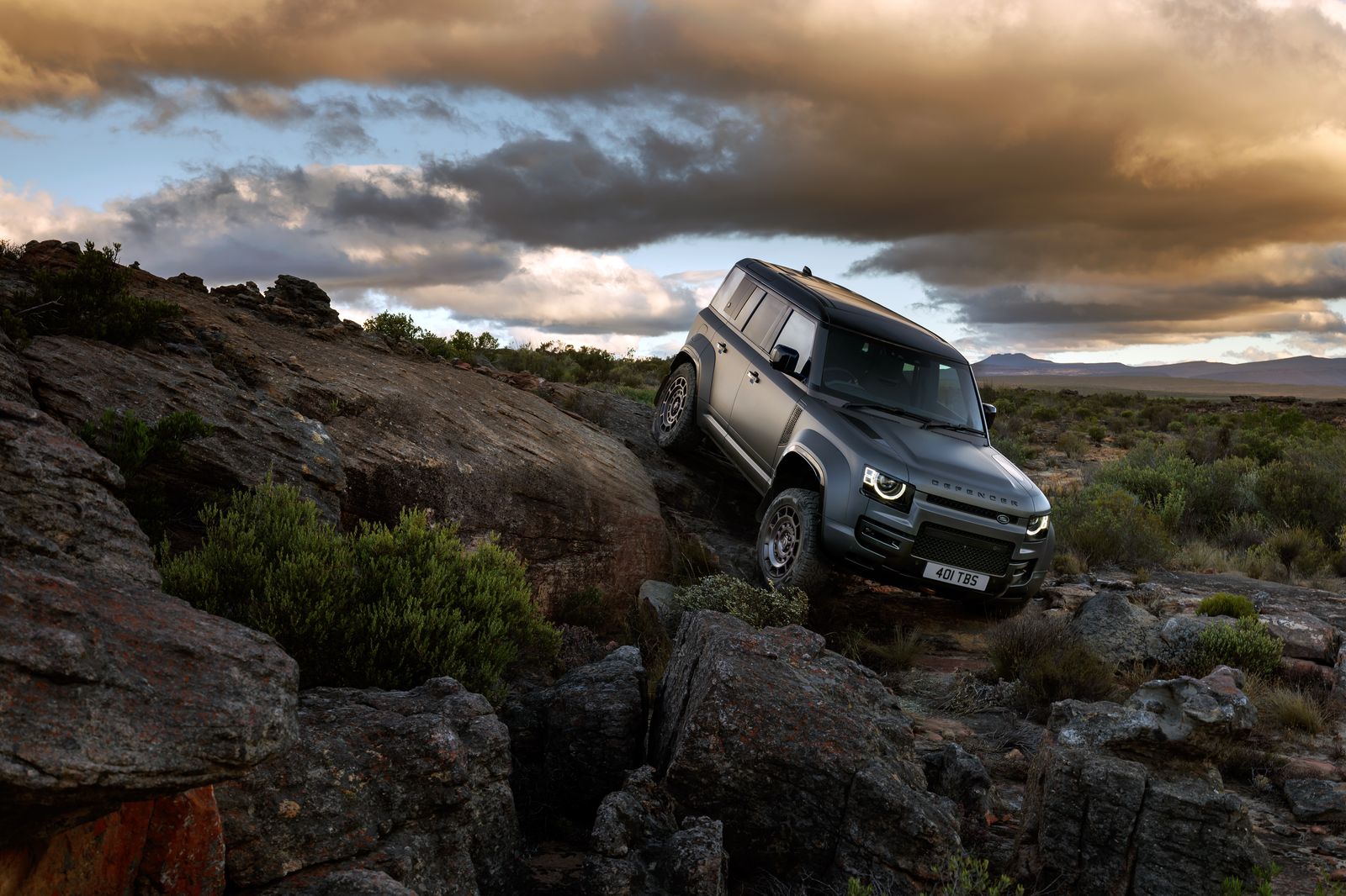 Land Rover Unveils the New Defender OCTA in India