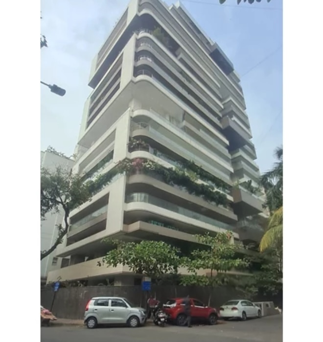 Bad news for Shah Rukh Khan fans as they may not be able to stand ...