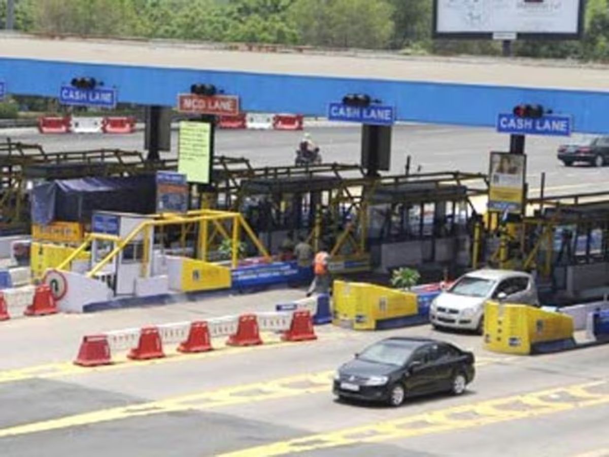 New Toll Tax Rule: साल में 3000 रुपये देकर टोल टैक्स की टेंशन खत्म? कितनी भी बार गुजर सकेंगे ...