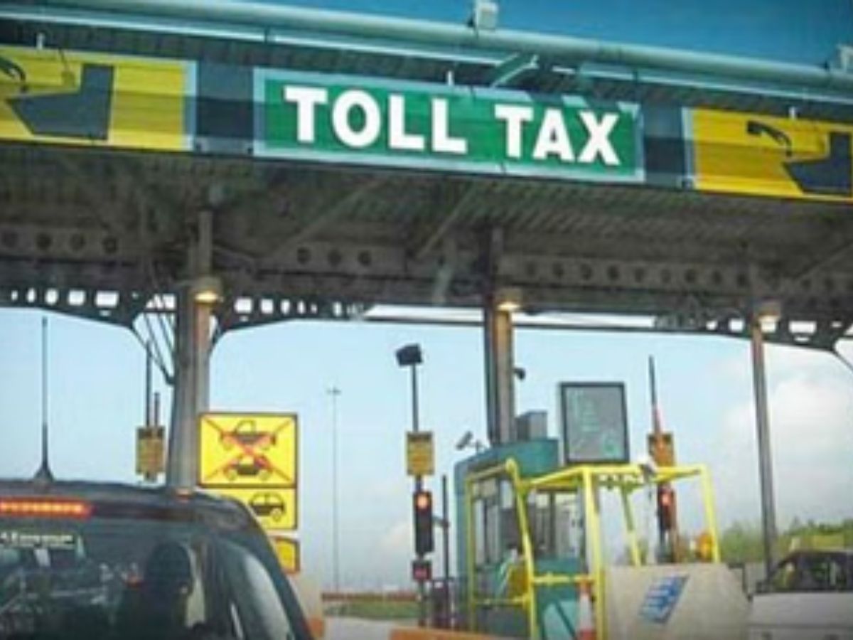New Toll Tax Rule: साल में 3000 रुपये देकर टोल टैक्स की टेंशन खत्म? कितनी भी बार गुजर सकेंगे ...