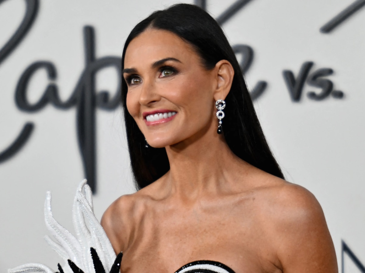 62 की उम्र में रचा इतिहास, दुनिया की सबसे सुंदर महिला बनी ये एक्ट्रेस ...