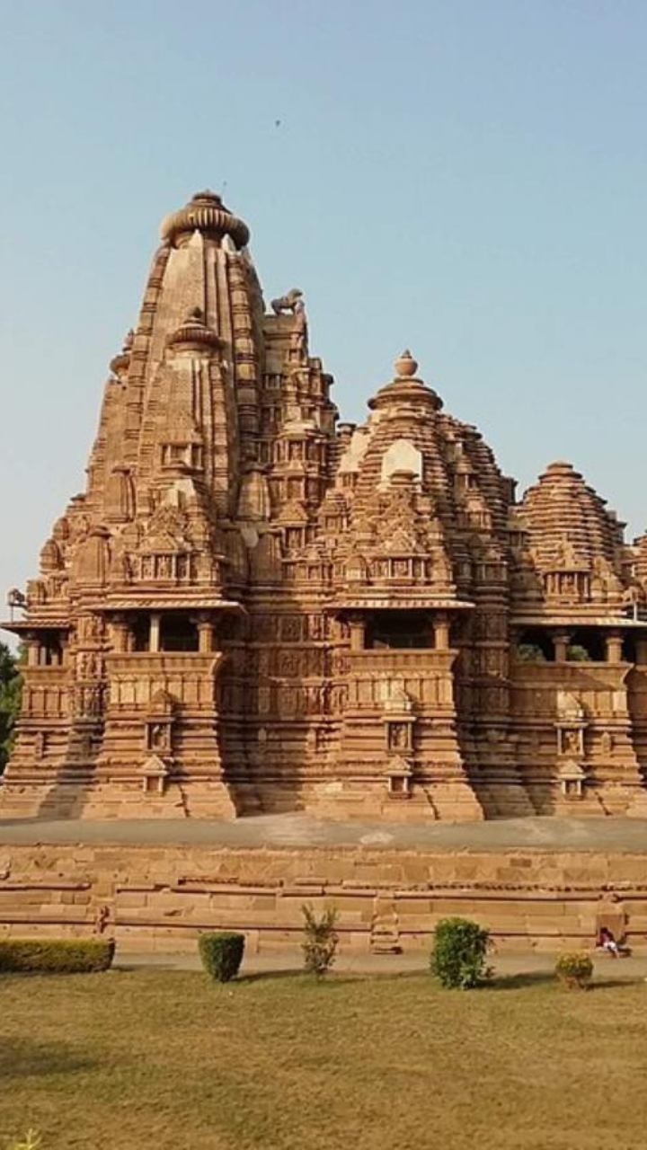 7 Stunning Temples Of Madhya Pradesh