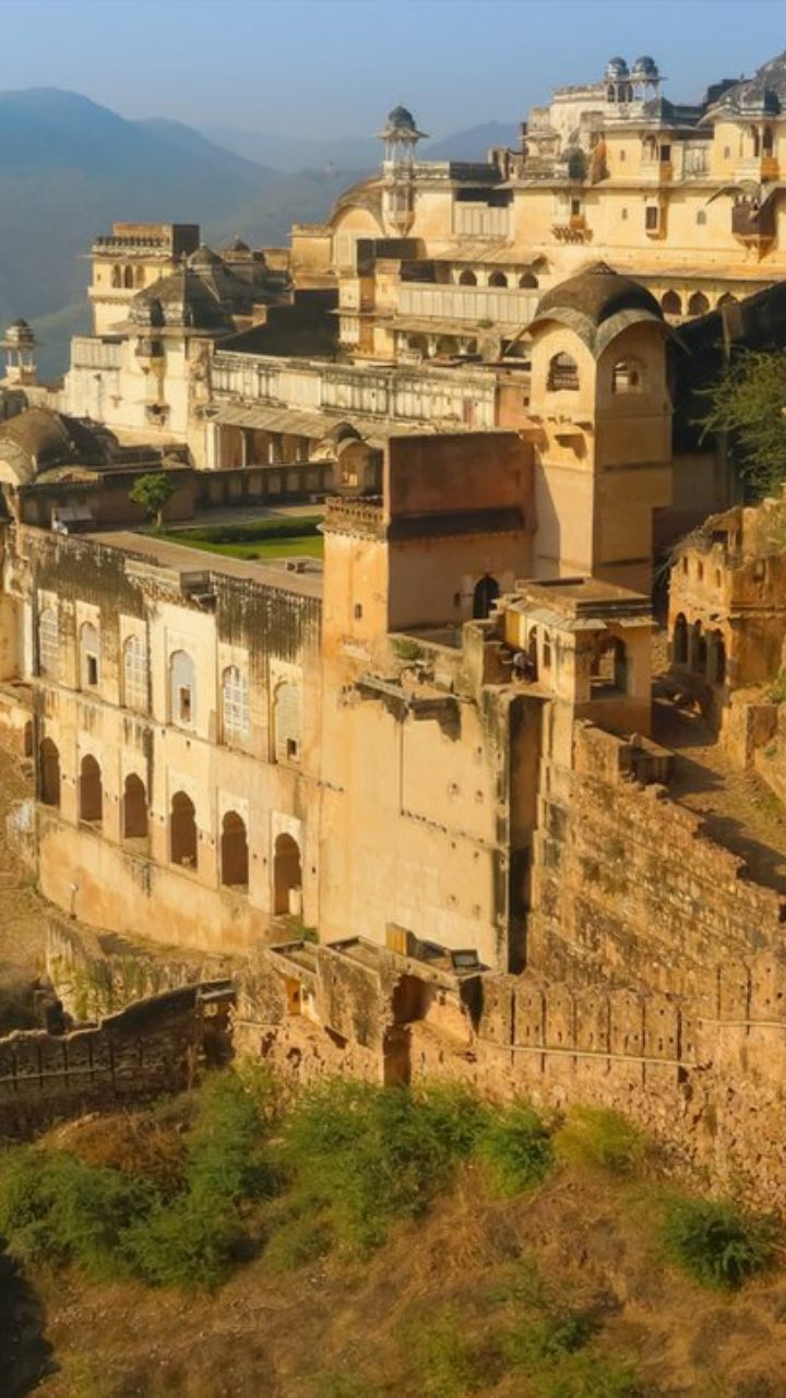 7 Amazing Yet Oldest Forts Of Indian History