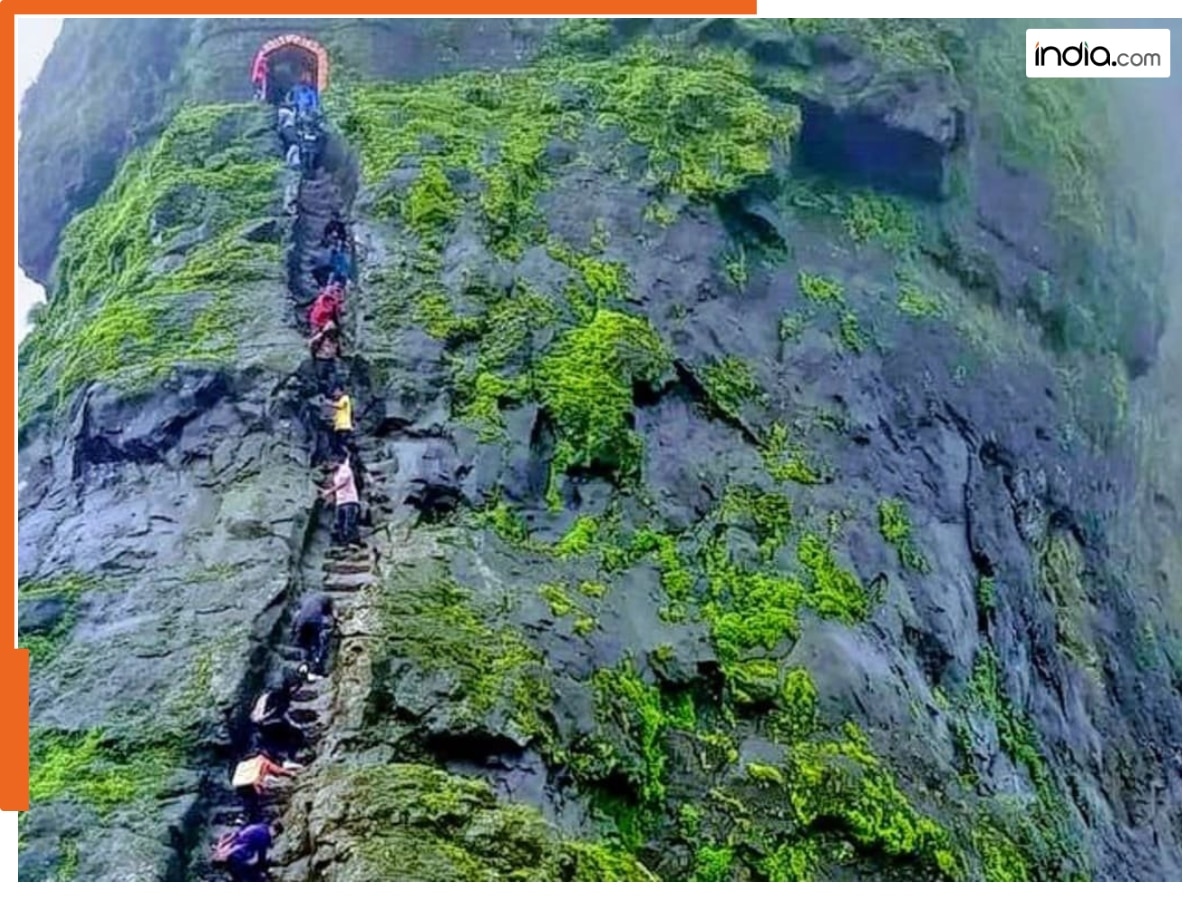 Harihar Fort Trek: दुनिया का सबसे रोमांचित कर देने वाला किला जहां ...