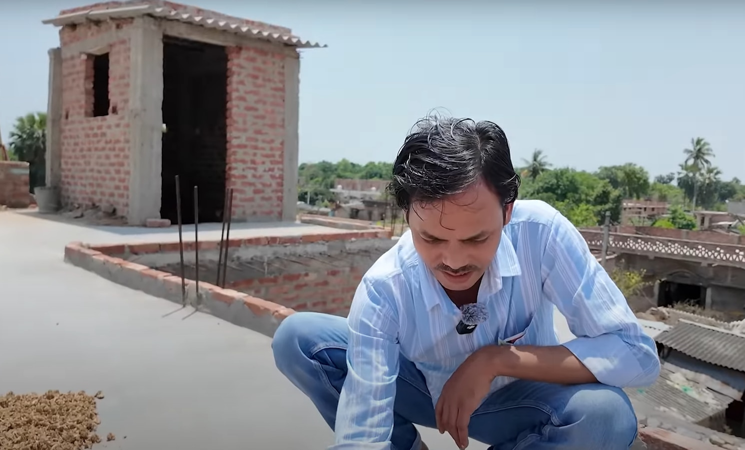 Meet Farah Khan cook Dilip who owns three-storeyed bungalow with pool, son studies in English ...