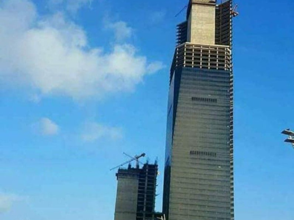 कंगाल पाकिस्तान का बुर्ज खलीफा कहलाती है ये इमारत, ऊंचाई जान पीट लेंगे अपना माथा!