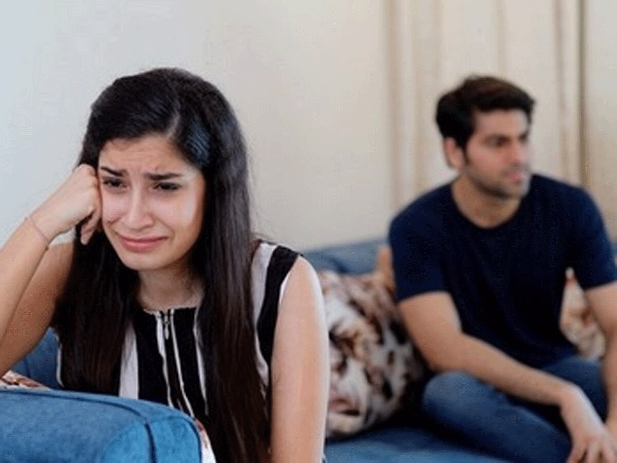 Numerology: इस मूलांक वालों से शादी की तो बर्बाद हो जाएगी जिंदगी? 24 ...