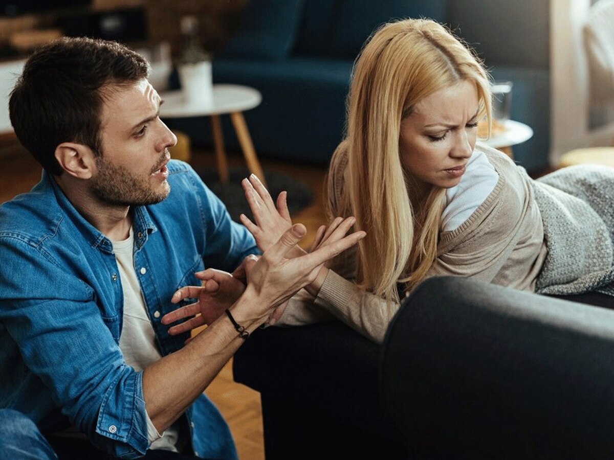 Numerology: इस मूलांक वालों से शादी की तो बर्बाद हो जाएगी जिंदगी? 24 ...