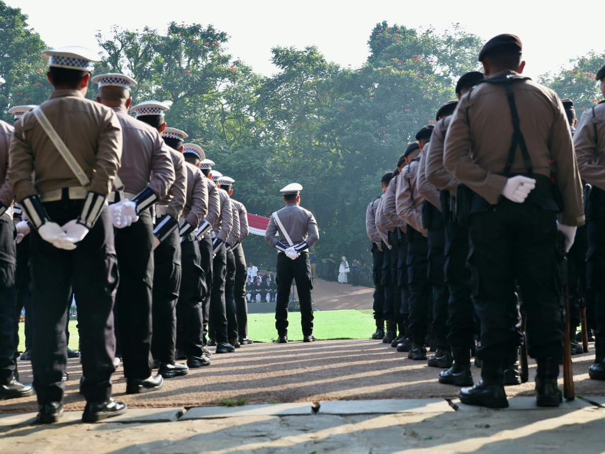 DM और SDM का कैसे होता है चयन और क्या है इनकी पावर? मिलती हैं कौन-कौन सी सुविधाएं, जानिए पूरी डिटेल