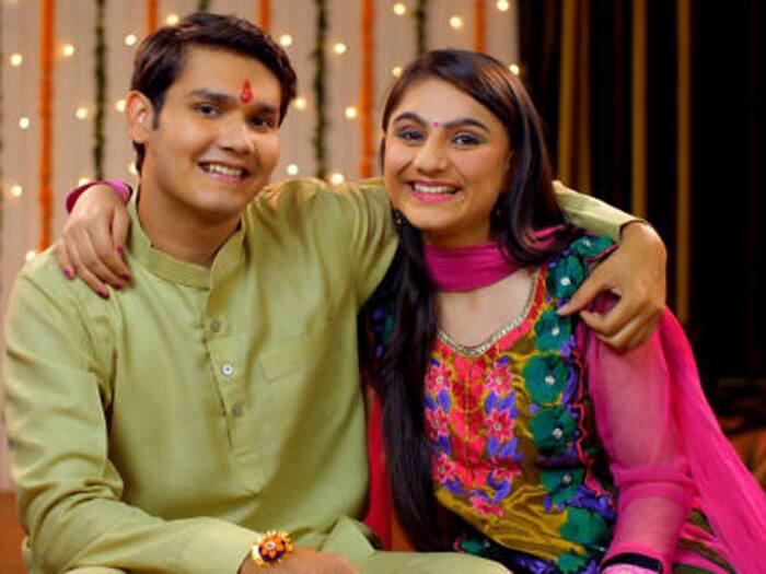 Raksha Bandhan Astro Tips: क्या पीरियड में भाई की कलाई पर बांध सकते हैं ...