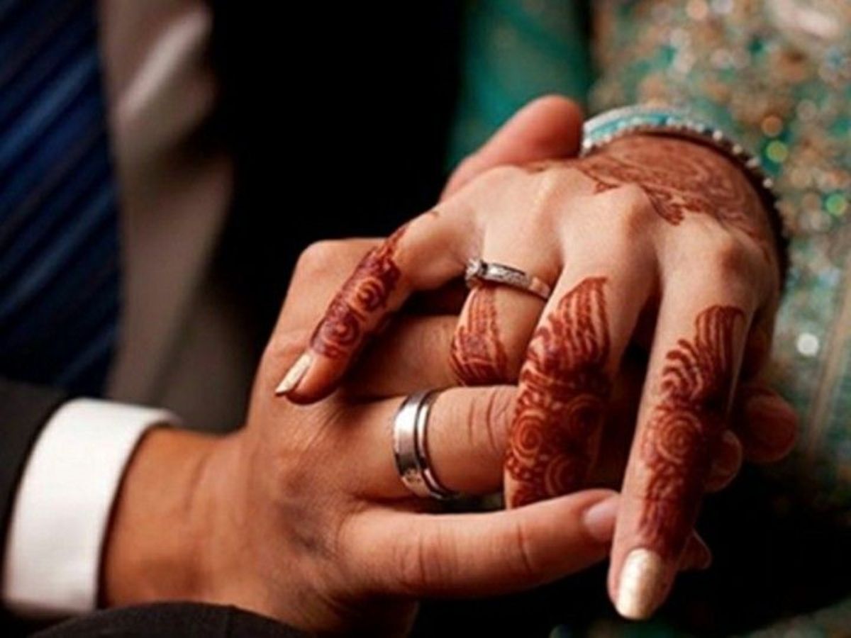 कौन है सचिन तेंदुलकर के बेटे अर्जुन का दिल चुराने वाली सानिया चंदोक ...