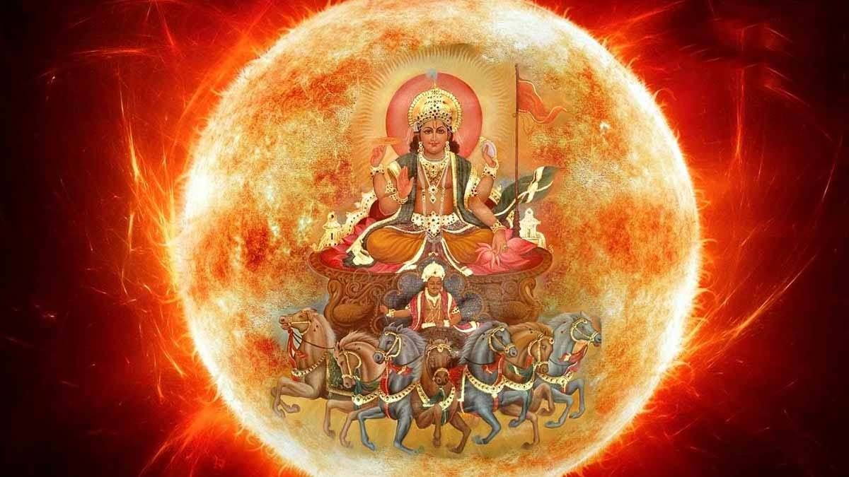 Surya Gochar 2025 : सूर्य गोचर सिंह राशि में, इन राशियों के शुरु हुए ...