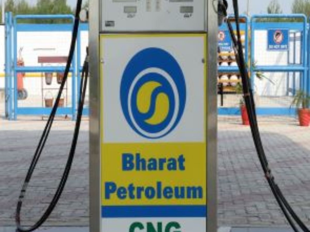 रोड साइड है आपकी जमीन तो खोलिए CNG पंप स्टेशन, लाखों में होगी कमाई ...