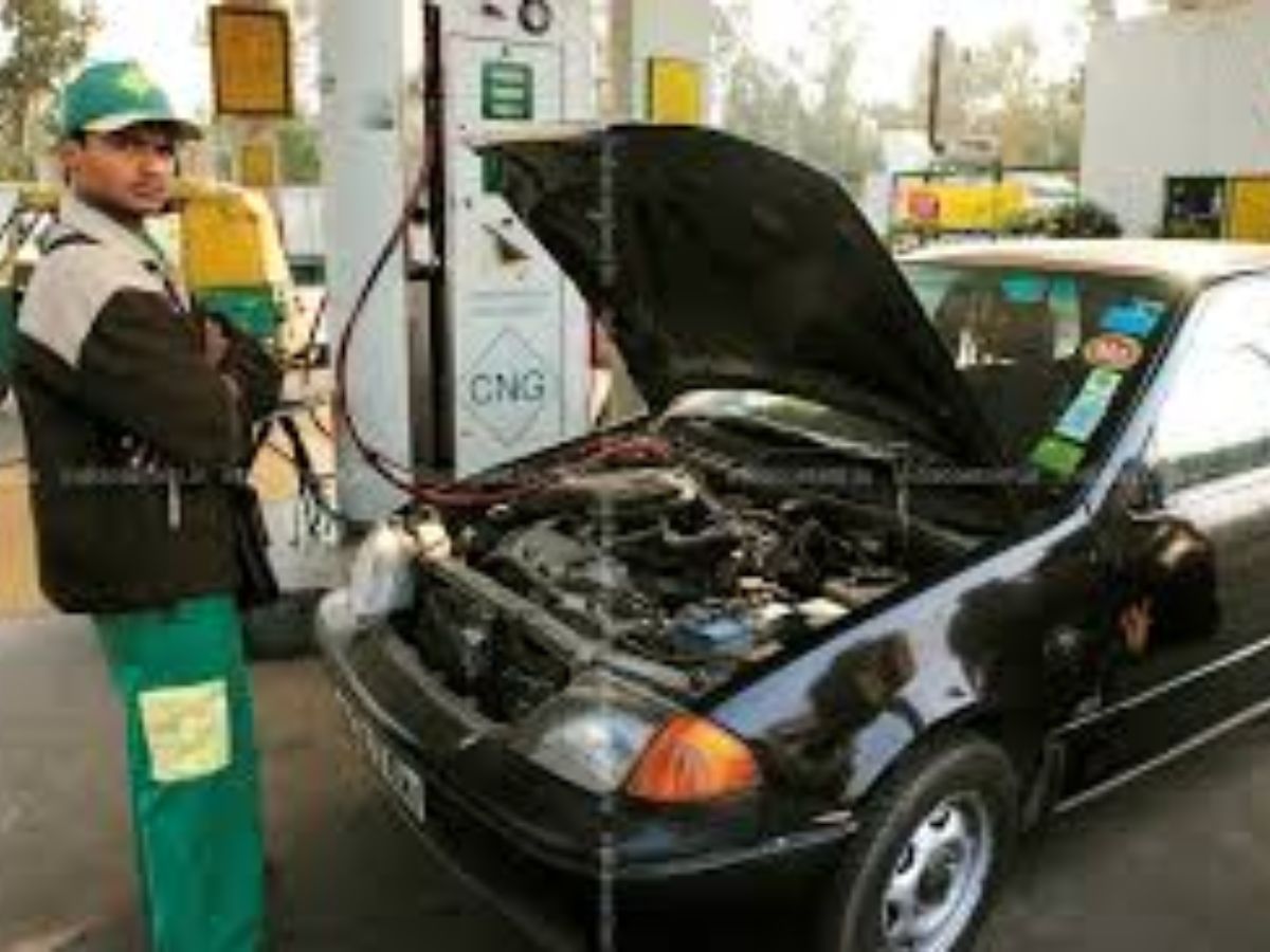 रोड साइड है आपकी जमीन तो खोलिए CNG पंप स्टेशन, लाखों में होगी कमाई ...