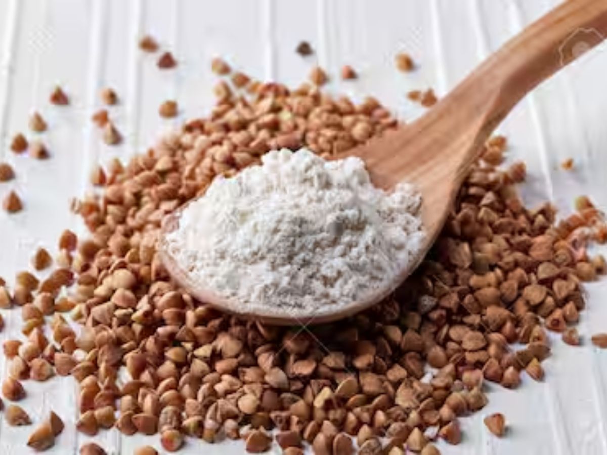 व्रत में काम आएगी ये ट्रिक! ऐसे पहचानें कुट्टू का आटा पुराना है या ताजा ...