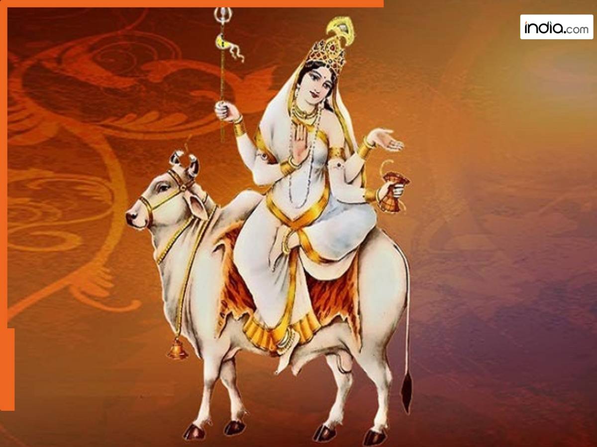 Navratri Day 8 Mahagauri Puja Vidhi Mantra Aarti Lyrics: नवरात्रि के ...