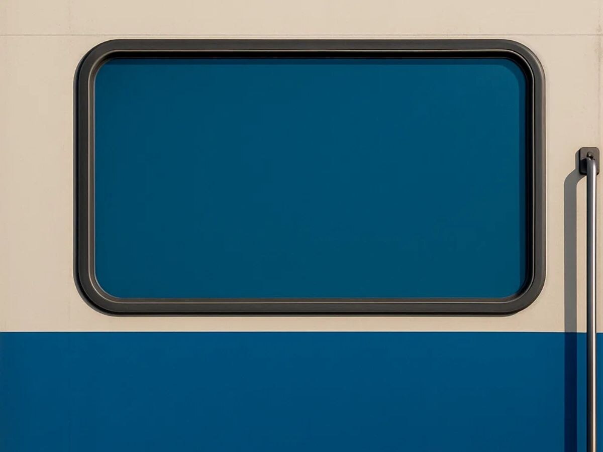 ट्रेन के डिब्बों में बड़ी-बड़ी खिड़कियां क्यों बनाई जाती हैं? लोगों के ...