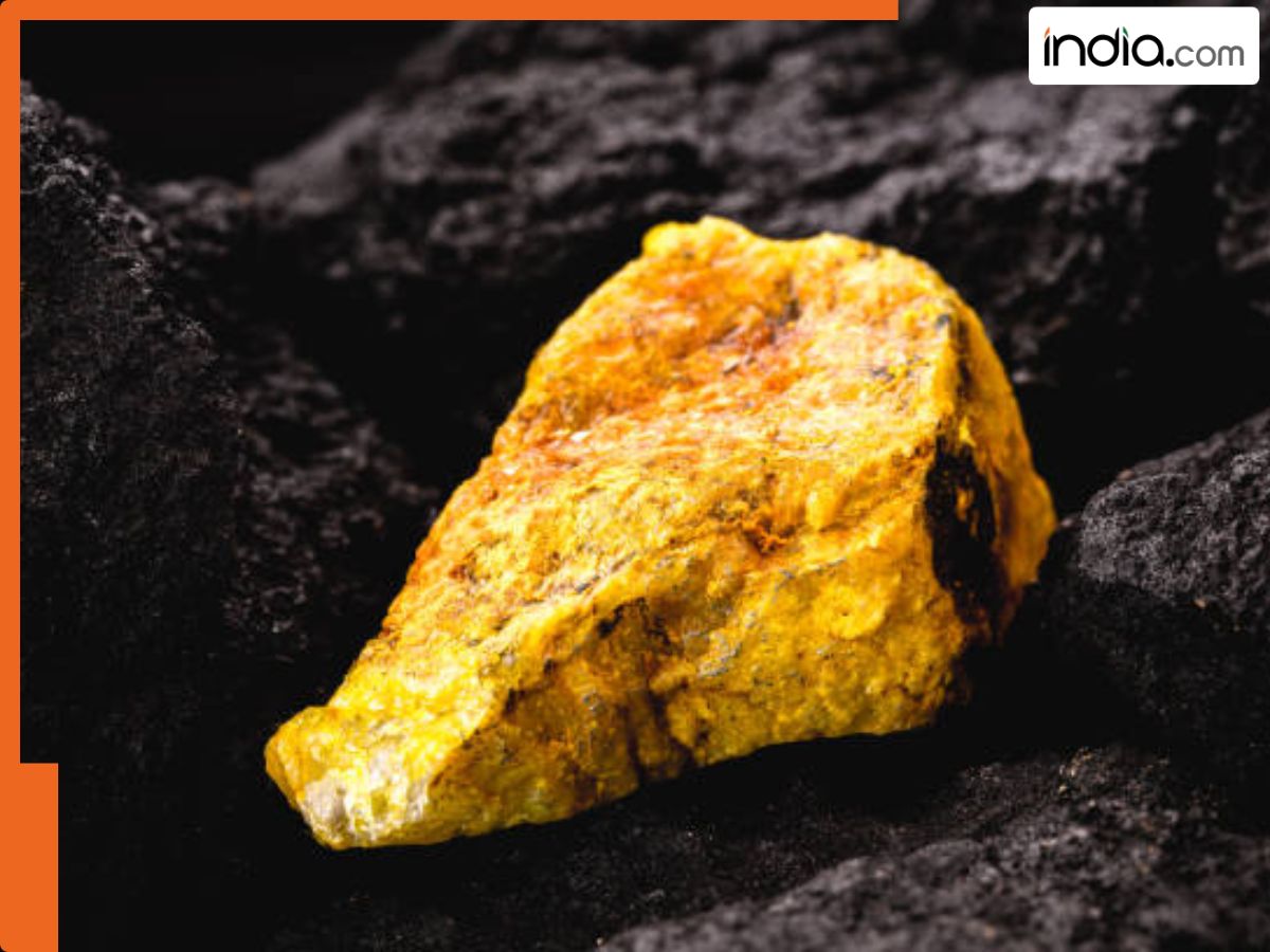 Uranium Uses: बम ही नहीं इन चीजों में भी होता है यूरेनियम का इस्तेमाल ...
