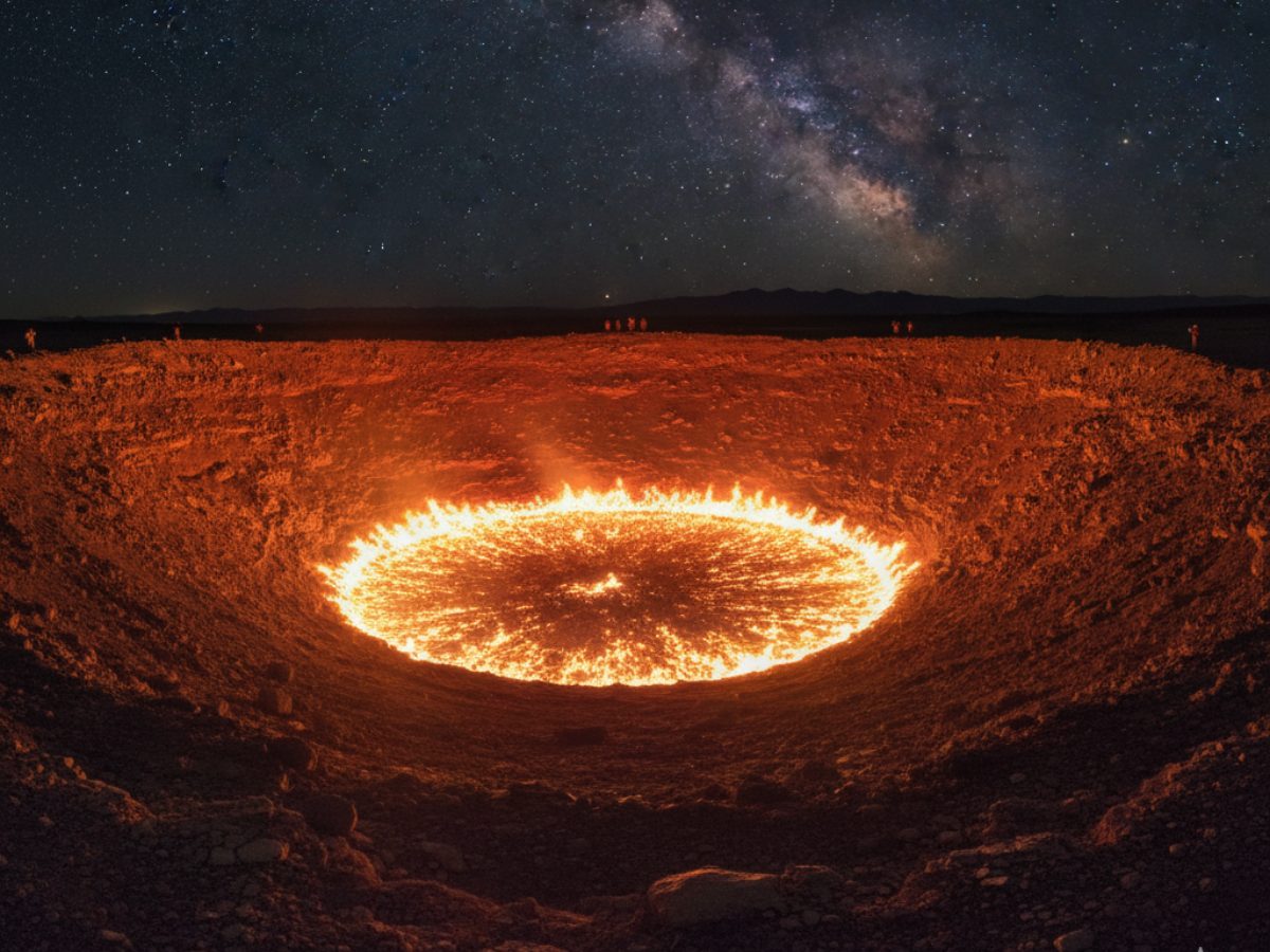 वैज्ञानिकों की गलती के कारण खुला 'नर्क का दरवाजा', इस जगह पर 50 सालों से धधक रही आग, अधूरी ...