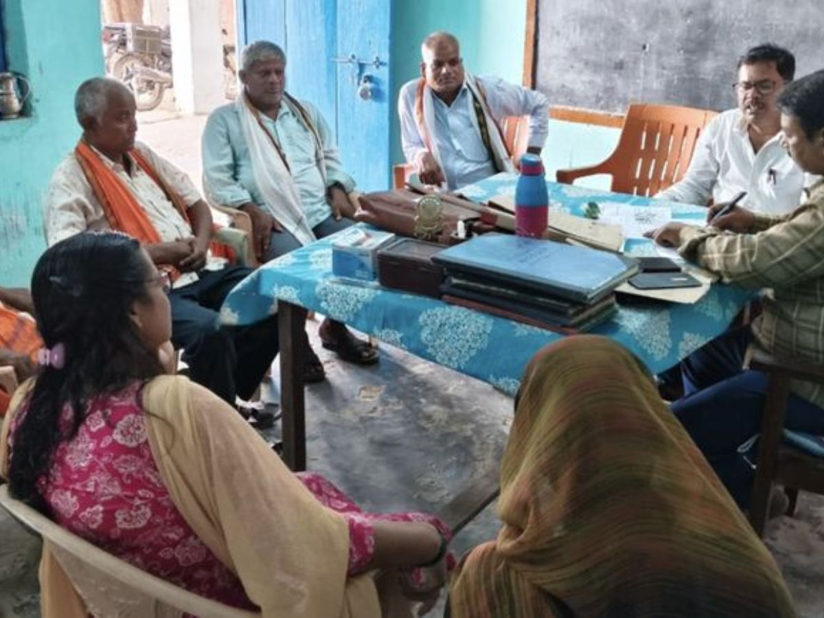 BLO कौन हैं और क्या करते हैं? Bihar Election में मतदाता लिस्ट से लेकर ...