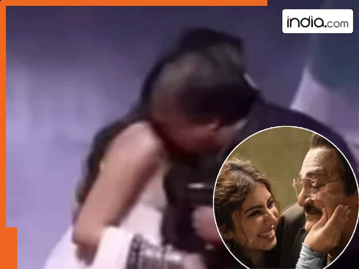 'देखने वालों की आंखों में गड़बड़', 51 साल छोटी धुरंधर एक्ट्रेस को Kiss ...