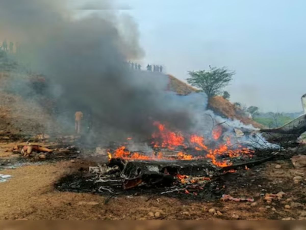 Captain Shambhavi Pathak: कौन थीं अजीत पवार की पायलट शांभवी पाठक ...