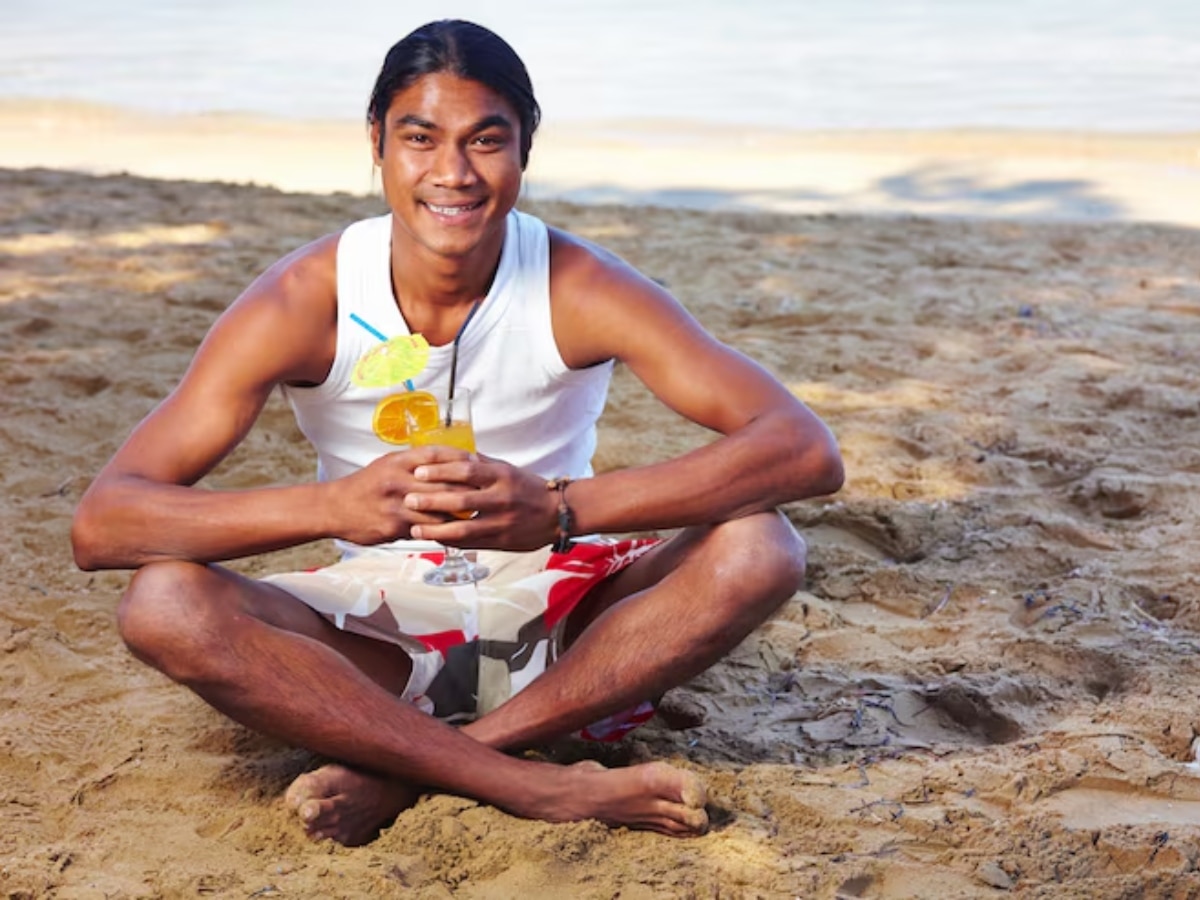 इस देश में रविवार को काम करना माना जाता है अपराध, नियम तोड़ने पर मिलती ...