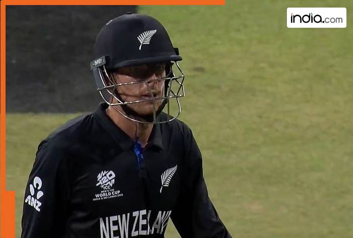 Mitchell Santner reacts after New Zealand's loss to England in T20 ...