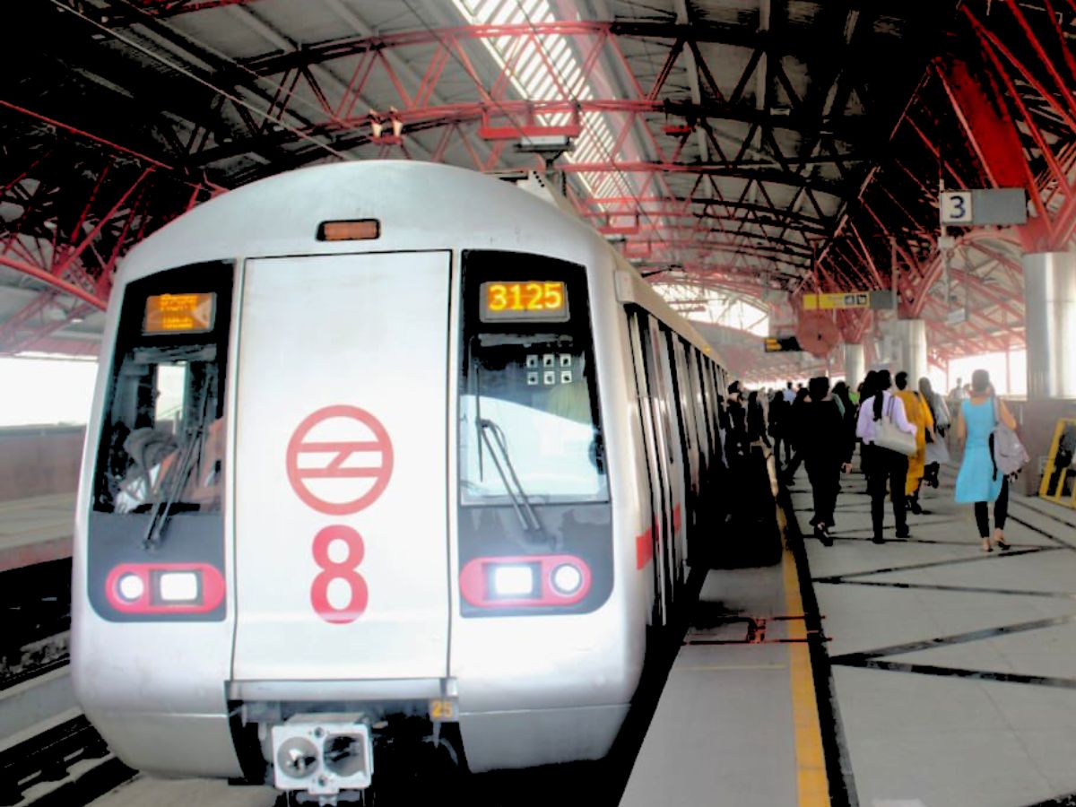 दिल्ली मेट्रो से सफर करने वाले दें ध्यान! DMRC ने इस मेट्रो स्टेशन के ...
