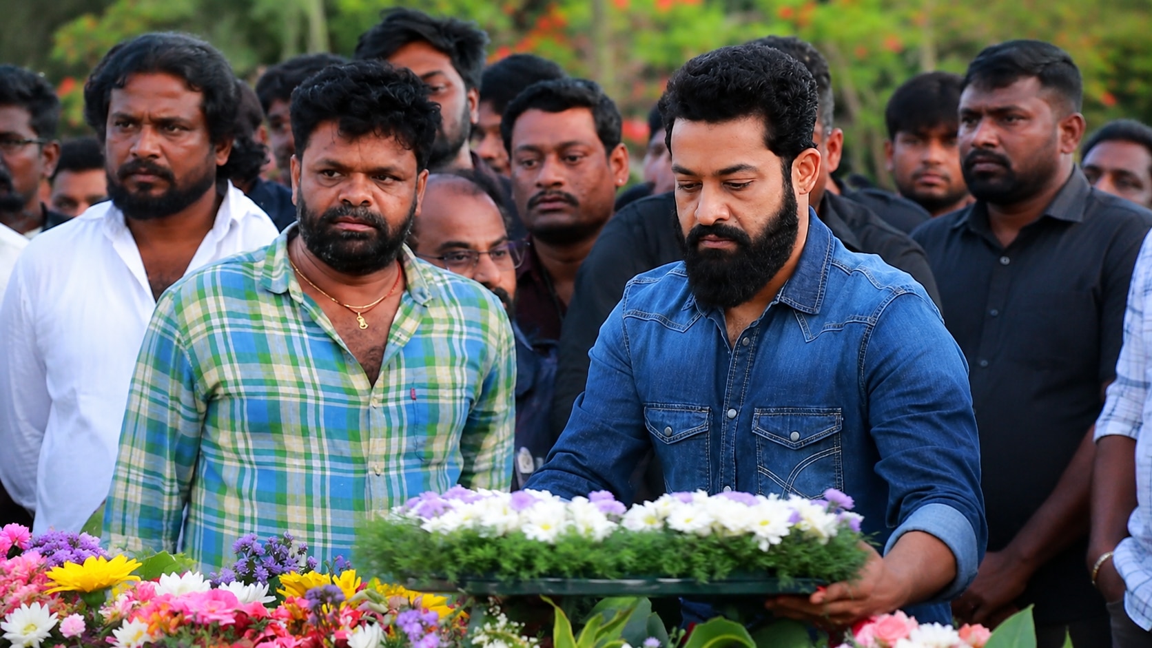 Jr NTR pays tribute to grandfather NTR on his 103rd birth anniversary ...