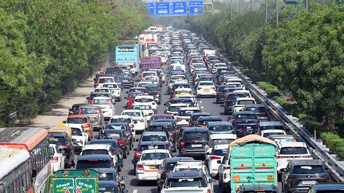 Delhi Traffic diversion for today: Traffic to remain affected on these ...