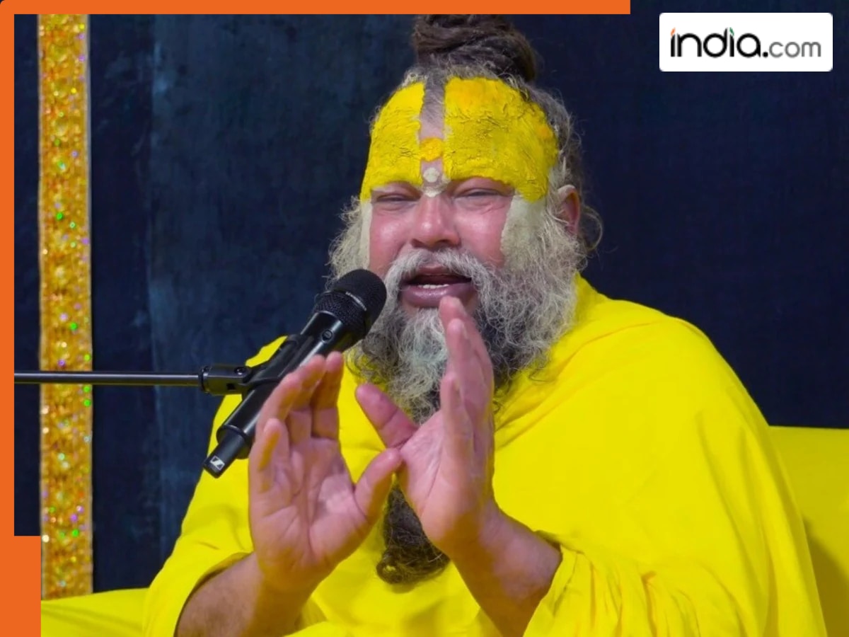 क्या बिगड़ गई प्रेमानंद महाराज की तबीयत? दर्शन बंद, पदयात्रा भी स्थगित ...