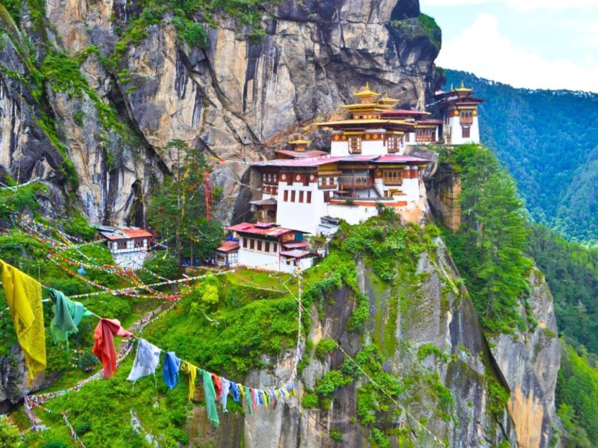 भारत का पड़ोसी दुनिया के सबसे सुरक्षित देशों में हुआ शामिल, हैरान कर ...