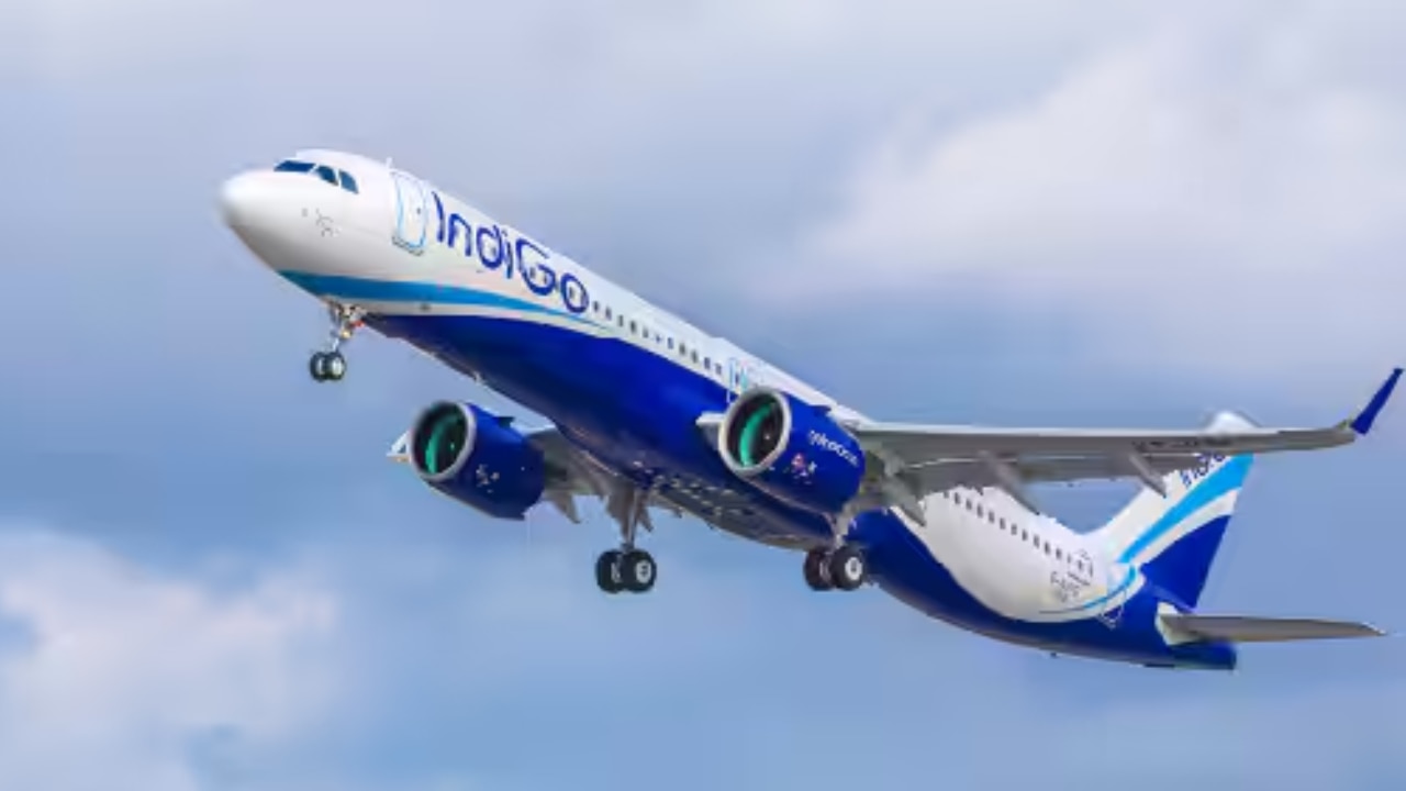 Mumbai Dubai Indigo Flight With 194 Passengers Makes Emergency Landing