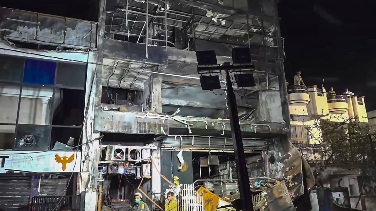 Lucknow fire: Building gutted in blaze was to be demolished in 2016 ...