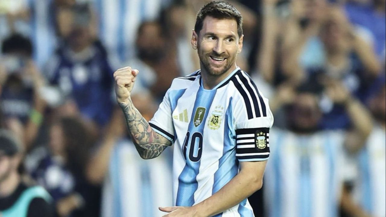 WATCH: Lionel Messi DAZZLES on return from injury in clash against ...