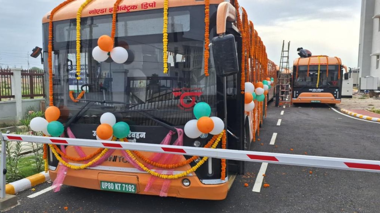 High-tech electric buses launched for Noida, Greater Noida, and Yamuna ...