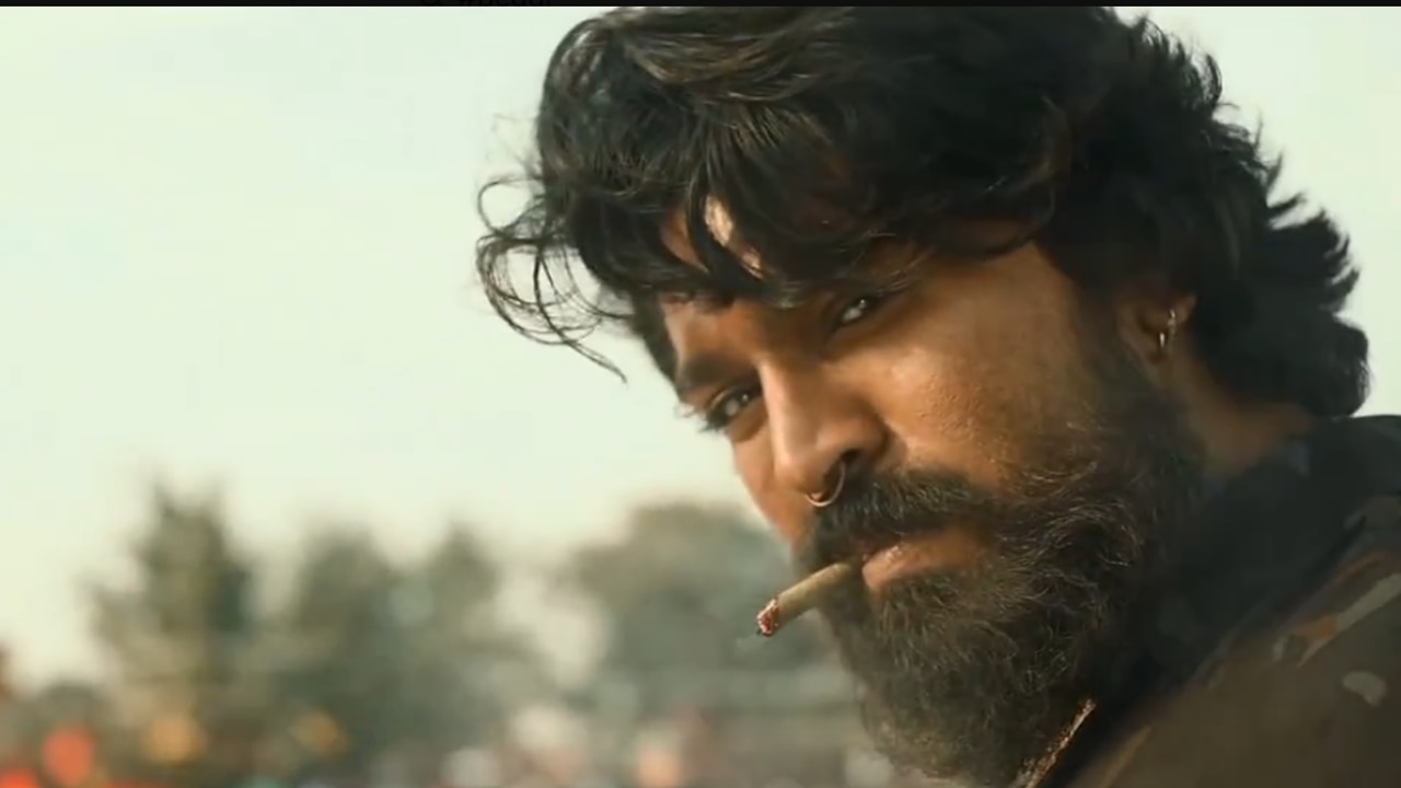 Peddi Twitter Review: Ram Charan is fire, but fans feel Janhvi Kapoor ...
