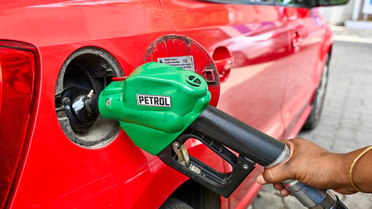 Today Petrol, Diesel Prices June 07: Petrol remains above Rs 100 in ...