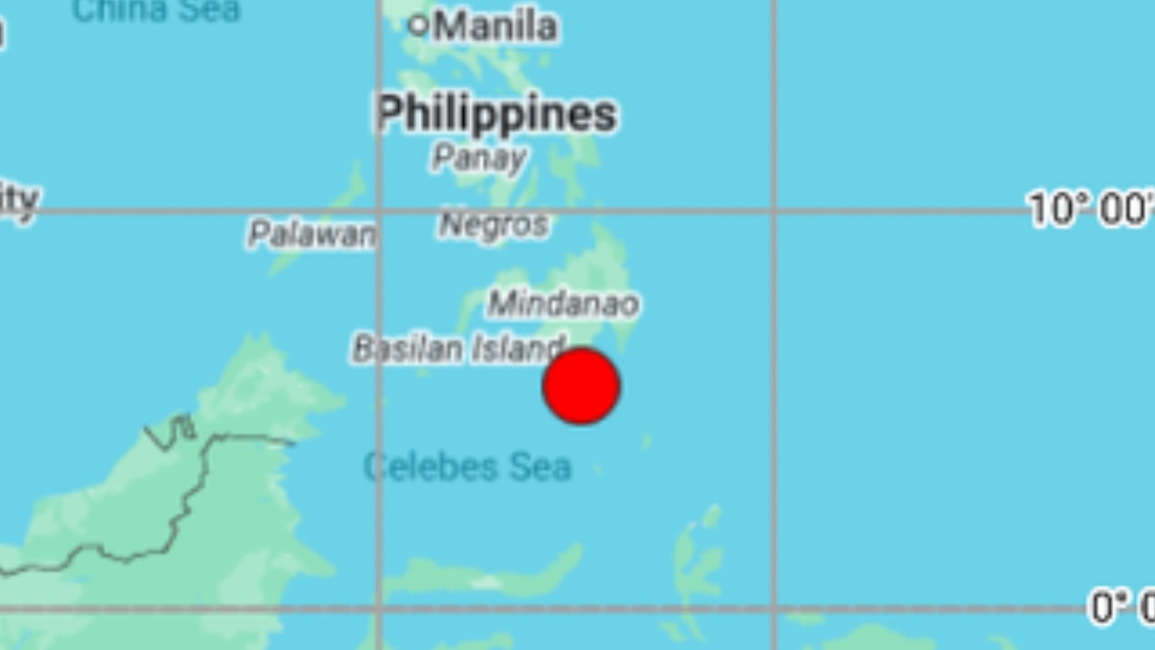 Tsunami alert issued after 7.7 magnitude earthquake hits southern ...