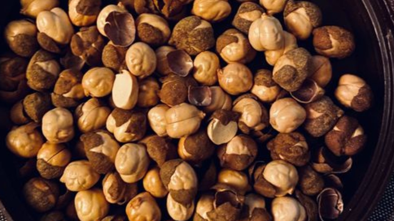 50 ग्राम या 60 स्ट्रॉन्ग मसल्स के लिए एक दिन में कितने भुने चने खाने ...