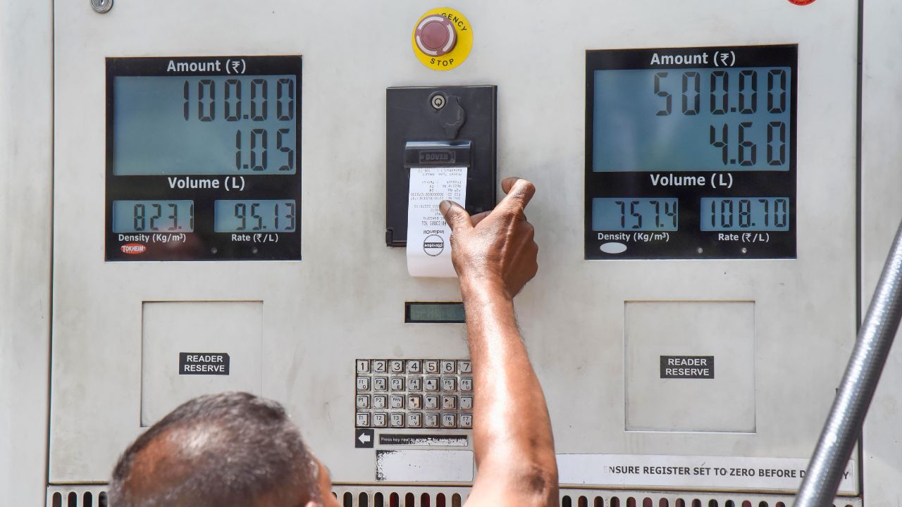 Today Petrol, Diesel Prices June 18: Check latest fuel rates in Delhi ...